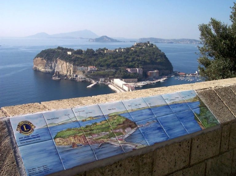 Nisida: l'isola di Napoli tra mito e storia
