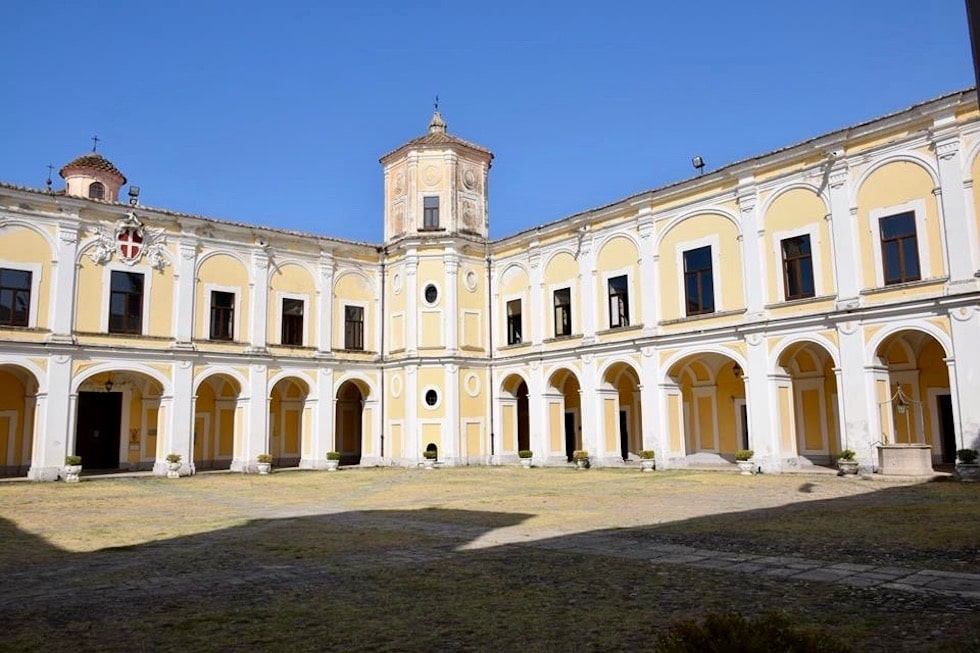 La Real Casina di Caccia di Persano si lascia scoprire