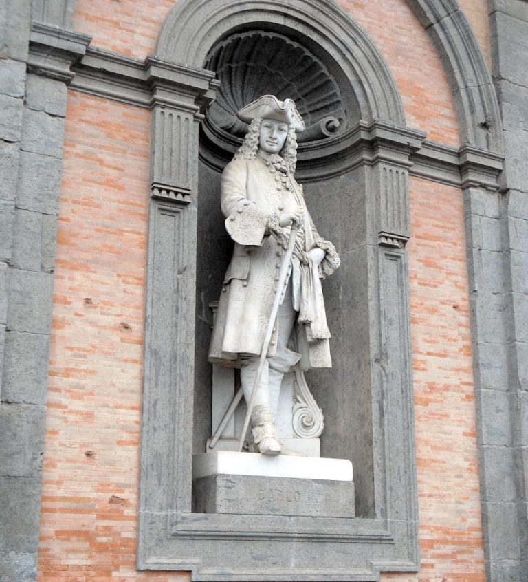 Carlo di Borbone, un sovrano illuminato che trasformò Napoli