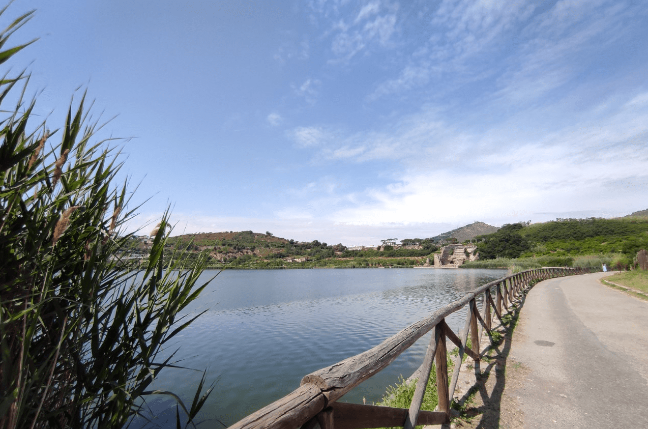 Aperitur al Lago d'Averno, Pozzuoli | Napoli Turistica